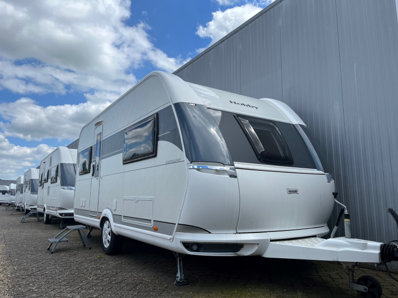 U bevindt zich hier Home Gebruikte-caravans Hobby 495 UFE Excellent ...